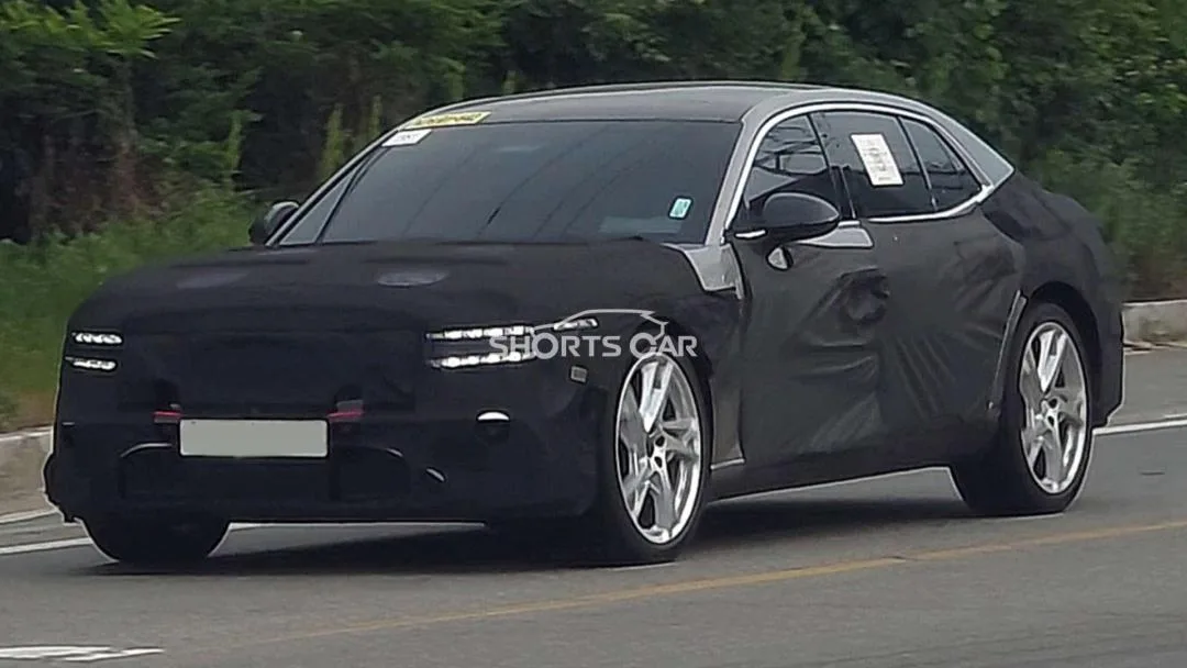 Genesis G90 Facelift Level 3 Autonomous Pre-Production Spott